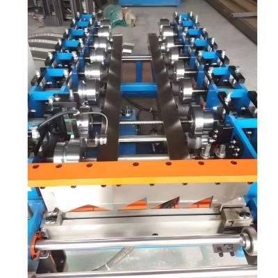 China Aluminum Galvalume Portable Standing Seam Roofing Roll Forming Machine 0.7-1.2mm for sale