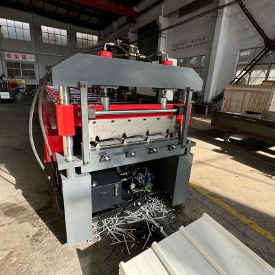 China 0.4-0.8mm Color Steel Boltless 720mm Clip Lock Standing Seam Roofing Roll Forming Machine 7.5KW for sale
