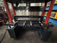 China 0.3-0.7mm PPGI Roller Punching Snap Lock Roof Panel Roll Forming Machine for sale