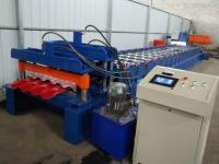 China 0-12 M / Min Rolling Speed Glazed Tile Roll Forming Machine Driven By 1.2 Inch Single Chain for sale