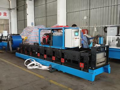 China Portable KR18 Standing Seam Metal Roof Sheet Roll Forming Machine 0.4-0.7mm 22hp for sale