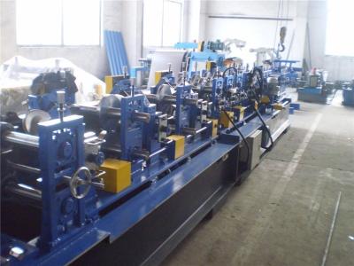 China 1.5-3.0mm Thickness CZ Purlin Roll Forming Machine 15T Gross Weight Gear Box Drive for sale