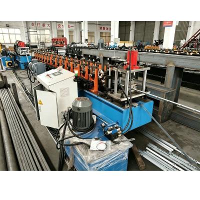 China 2.0-2.8mm Galvanized Steel 1-1/2 x 1-1/2 Sectional Garage Door Angle Track Roll Forming Machine for sale