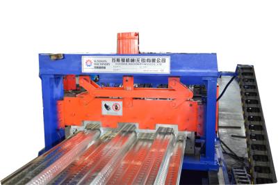 China 800mm Metal Floor Decking Forming Machine with 28 Roller Stations and 18.5kW Motor - CE & ISO Certified for sale