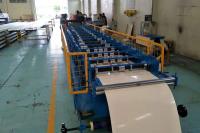 China Color Steel Roof Panel Roll Forming Machine 0.7-1.2mm Thickness 8-12m/min Speed with 16 Roller Stands for sale