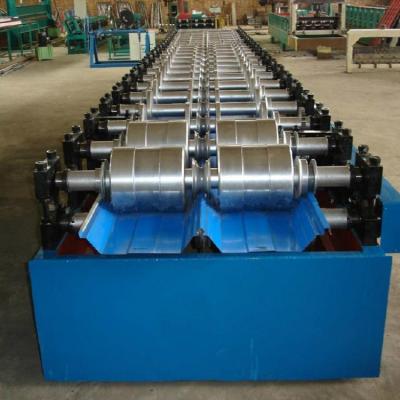China 0.3-0.8mm Color Steel 760mm Width Boltless Roof Panel Roll Forming Machine 7.5KW for sale