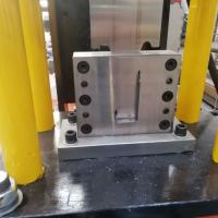 China 304 Stainless Steel L Post Angle Roll Forming Machine 72x35mm 17 Rollers Hydraulic Punching for sale