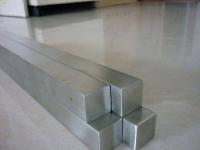 China Hot Rolled Stainless Steel Square Pipe With High Density And Acid / Alkali Resistance for sale