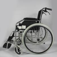 China Collapsible Lightweight Aluminum Manual Wheelchair 44cm Seat Width Flip Up Desk Armrest for sale