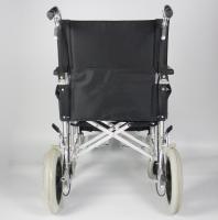 China Lightweight Aluminum Manual Wheelchair 100kg Capacity Flip Up Footrest Travel for sale