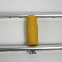 China Multi Size Adjustable Aluminum Axillary Crutch Matte Finish for sale