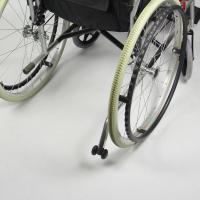 China Lightweight Aluminum Manual Wheelchair 100kg Capacity Flip Up Armrest Foldable Backrest for sale