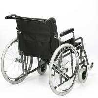 China 125kg Capacity Manual Steel Wheelchair 61cm Seat Width Widened Reinforced for sale