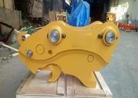 China Heavy Duty Hydraulic Quick Hitch Quick Coupler For Excavator 420kg Yellow Color for sale