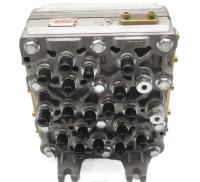 China Long Lasting Hydraulic Main Control Valve Hydraulic Spare Parts Neutral Packing for sale
