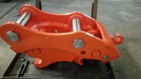 China Wear Resistant Quick Hitches For Excavators DOOSAN vol vo orange color for sale