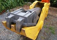 China 1960KN Hydraulic Excavator Shears Q345B Material Demolition Pulverizer for sale