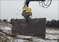 China 270 Degree Hydraulic Vibratory Hammer Pile Driver Attachment For Excavators 20-30 Ton for sale