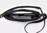 China Casual Polyester Waterproof Messenger Bag Portable For Mobile Phone for sale