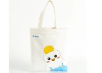 China Custom Logo Womens Crossbody Fashion Canvas Printed Tote Bag With Inside Pockets for sale