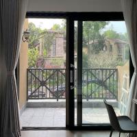 China Invisible Aluminum Alloy Mesh Trackless Screen Door Black / White for sale