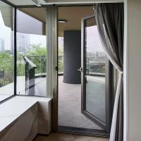 China Aluminium Profiles Easy Fit Fly Rolling Screen Systems 300*260cm 600*260cm for sale