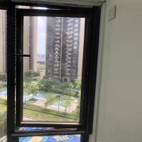 China Mosquito Retractable Sliding Roller Retractable Screen Window for sale