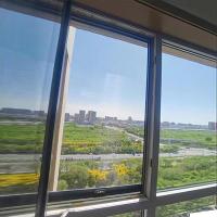 China Garden Patio Windproof Waterproof Auto Retractable Screens Roller Screen Window for sale