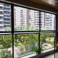 China Mesh Type Fiberglass Roller Blind Door For Industrial Applications for sale