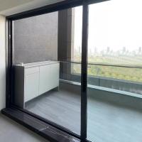 China Invisible Screen Door Perfect Combination Of Style And Function for sale