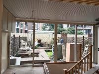 China Retractable Screen Door Sliding Mosquito Screen Fiberglass Fly Screen For Home and Office for sale