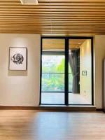 China Retractable Fly Screen Door Window Retractable Fly Screen Indoor Exterior Door 360*280CM for sale