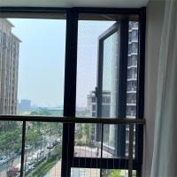China Customized Size Retractable Screen Window Mosquito Proof Fiberglass Insect Screen Window for sale