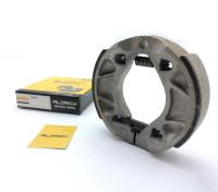 China Ceramic Brake Shoe Pad Replacement Rear & Front For Yamaha YBR125 for sale