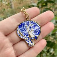 China Llavero Zinc Alloy Keychain Hard Enamel Fashionable Keyrings For Mens for sale