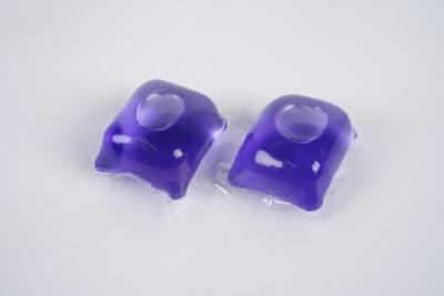 China Lavender Scented Laundry Pods Stain Removal Soft Laundry Detergent Pods for sale