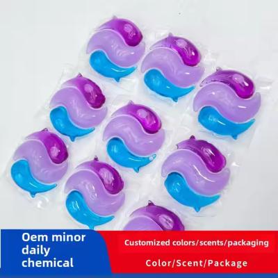China 3-in-1 Apparel Laundry Detergent Capsules Liquid 10g/pcs 3 Color Variations For Effective Cleaning for sale