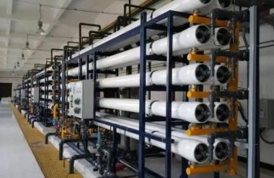 China PLC Automatic RO Water Treatment Equipment 4040 8040 Reverse Osmosis System Rustproof Commercial for sale