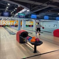 China Professional Bowling Alley Indoor Sports Bowling Equipment Standard String Pinsetter Complete Set Bowling for sale
