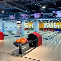 China Professional Bowling Alley Indoor Sports Bowling Equipment Standard String Pinsetter Complete Set Bowling for sale