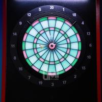 China Commercial Indoor Sports Automatic Scoring Metal Dart Machine 6+ Years for Game Centers Spanish & Japanese Language Metal Board for sale