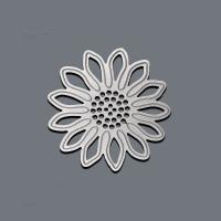 China Photochemical Etching Metal Craftworks with 0.02-1.5mm Thickness and ±0.005mm Tolerance for Custom Logos for sale