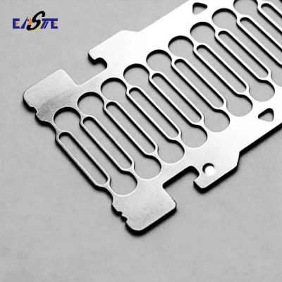 China Custom Stainless Steel Etched Razor Blades Ultra-Thin Edge 0.02mm Thickness for Industrial Cutting for sale