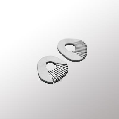 China Custom Precision Etched Metal Blade Components with ±0.01mm Tolerance and Radial Slots in Steel Titanium for sale