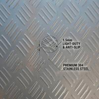 China 304 Stainless Steel Checker Plate Small Diamond Pattern 1.5mm Light Duty Anti Slip for sale