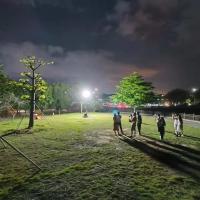China AC100-277V Outdoor Inflatable LED Balloon Light Tower for Party Event Film Making for sale