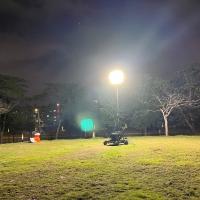 China 360° Illumination 60W 100W 120W 320W Glare-Free LED Light Balloon on Tripod for Construction Sites for sale