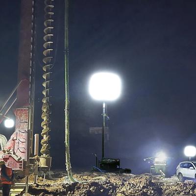 China Hand Crank Tripod LED Outdoor Balloon Lights 600W Mobile Light Tower For Contractor for sale