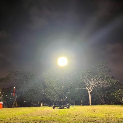 China Power Generator Balloon Light Tower Lamp 96000lm Telescoping Light Tower for sale