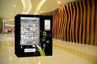 China Coin Bill Credit Card Payment Food Snack Vending Machine With Remote Platform and Advertising for sale